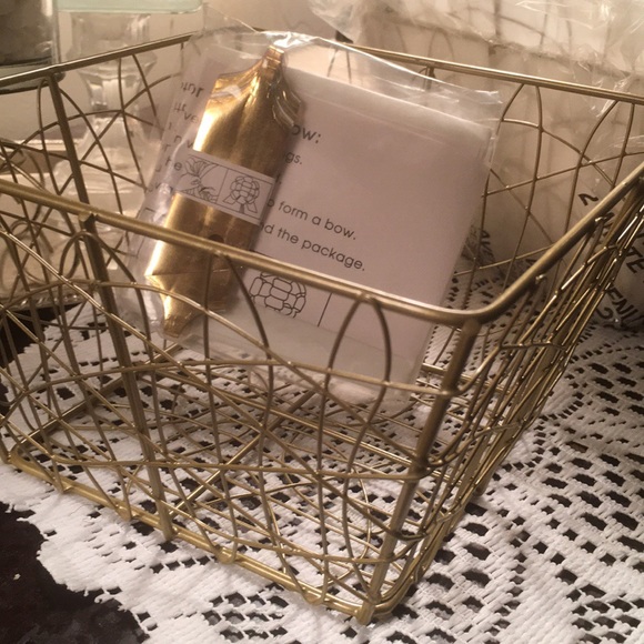 Avon | Accessories | Avon All You Need To Make A Gift Basket Kit | Poshmark